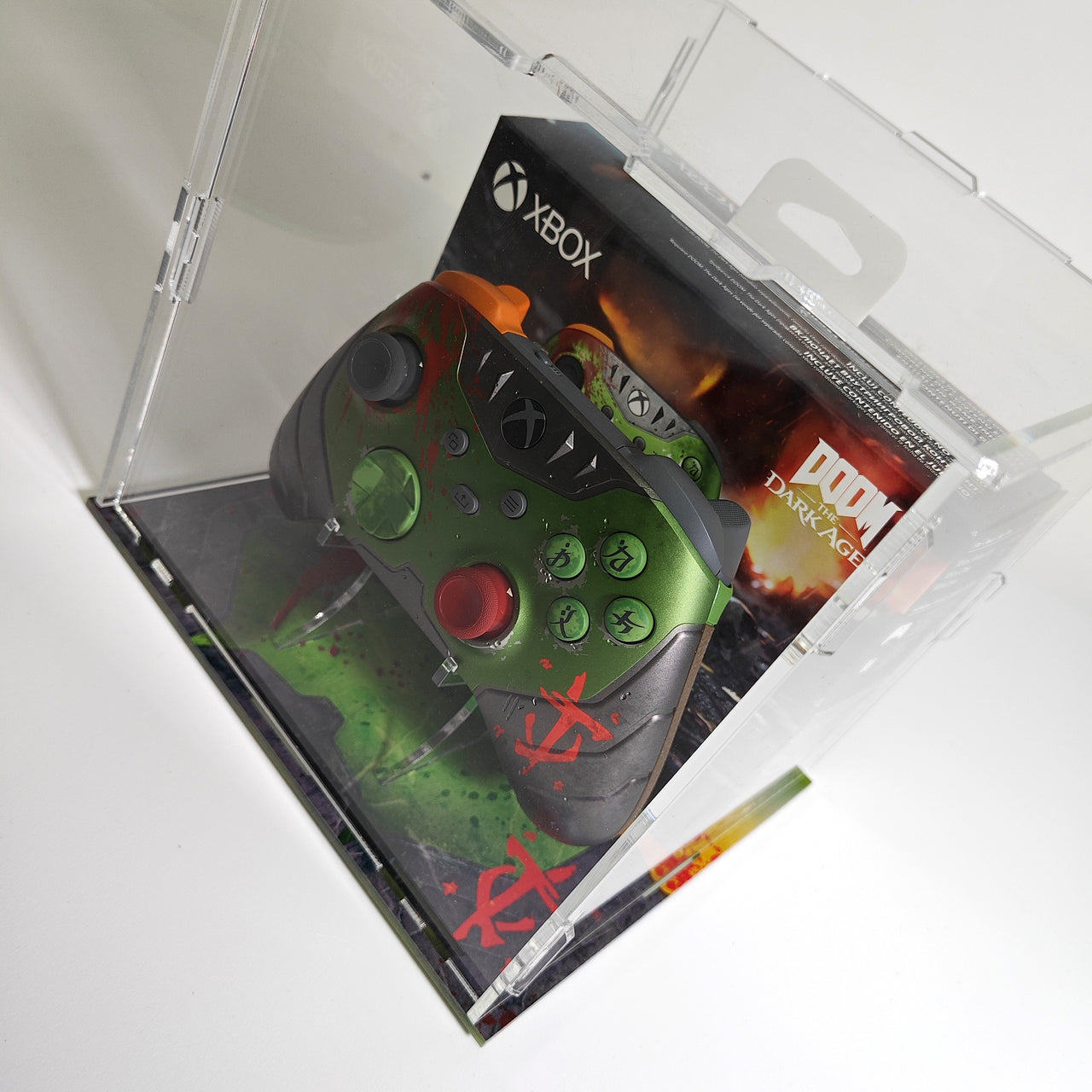 DOOM Dark Ages Xbox Tri Case – Gaming Displays